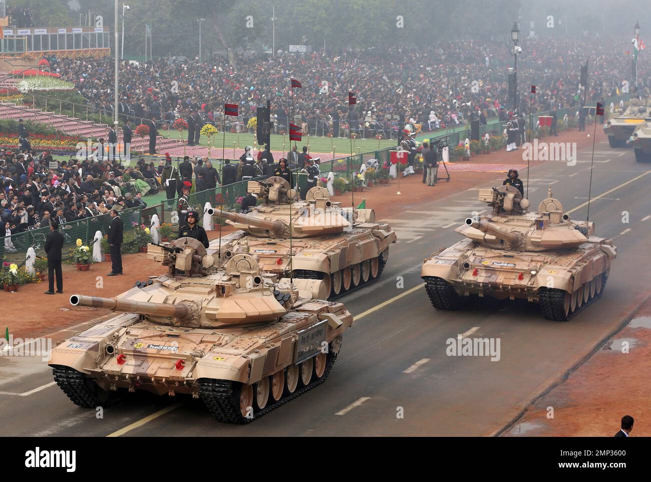 Indian army tanks and other military equipment roll through Rajpath ...