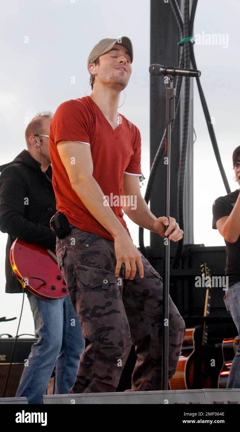 Enrique Iglesias performs live on Miami Beach as part of the "Today ...