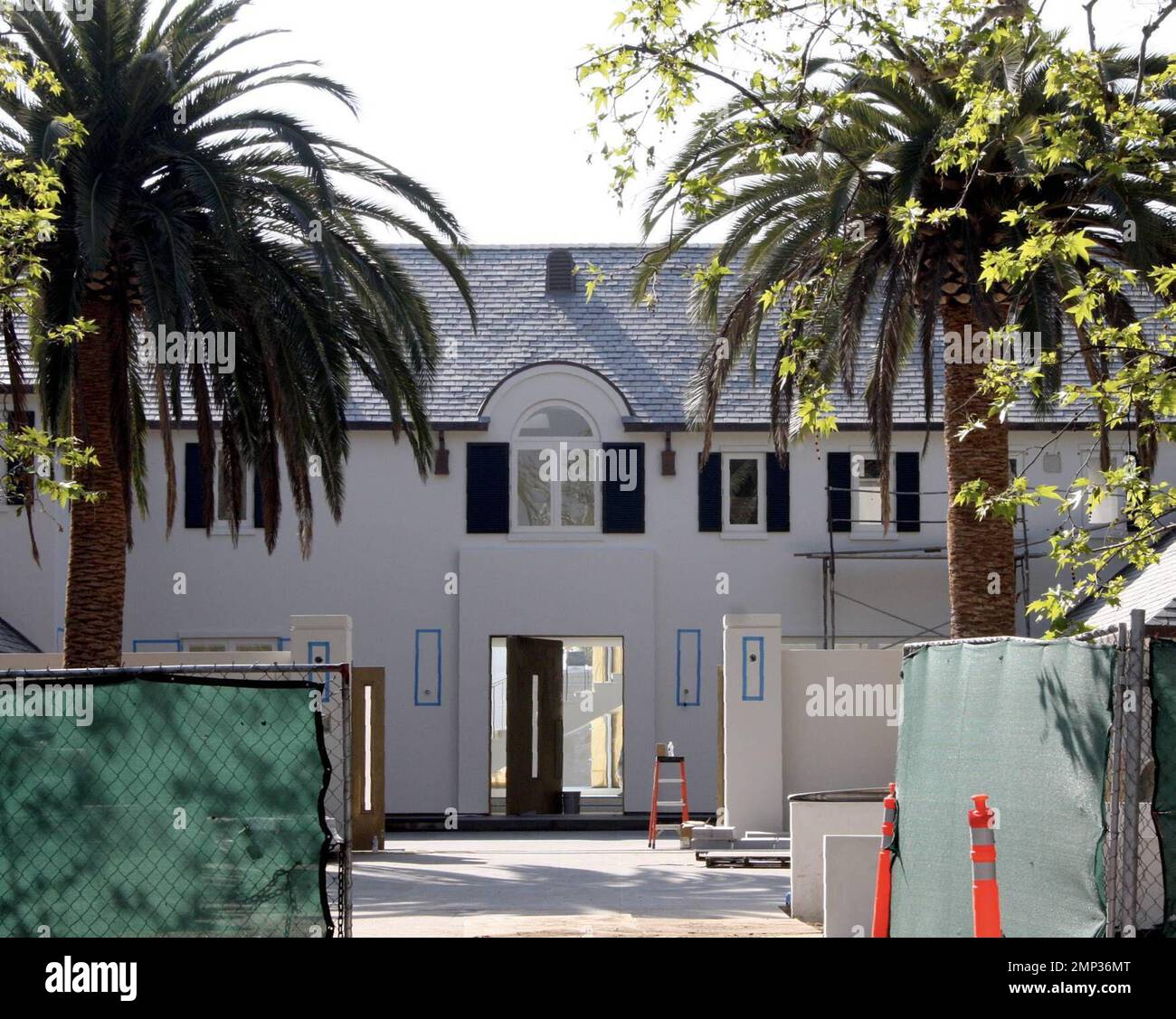 Exclusive!! Simon Cowell is still building his dream home, nearly four ...