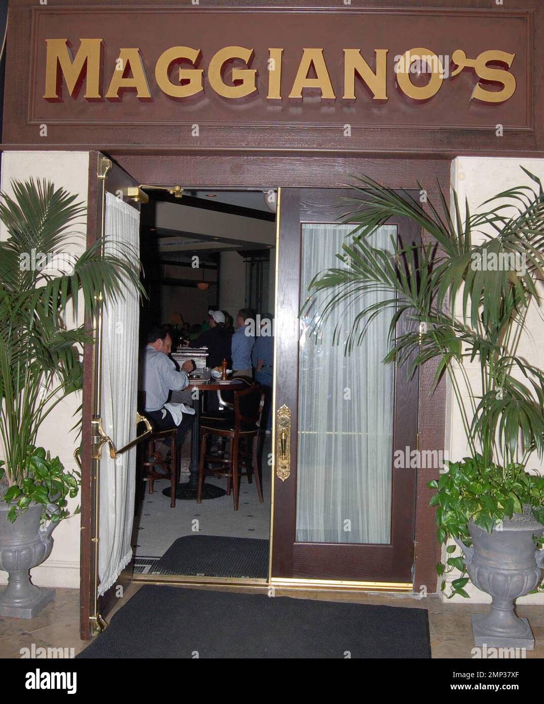 Maggianos Logo