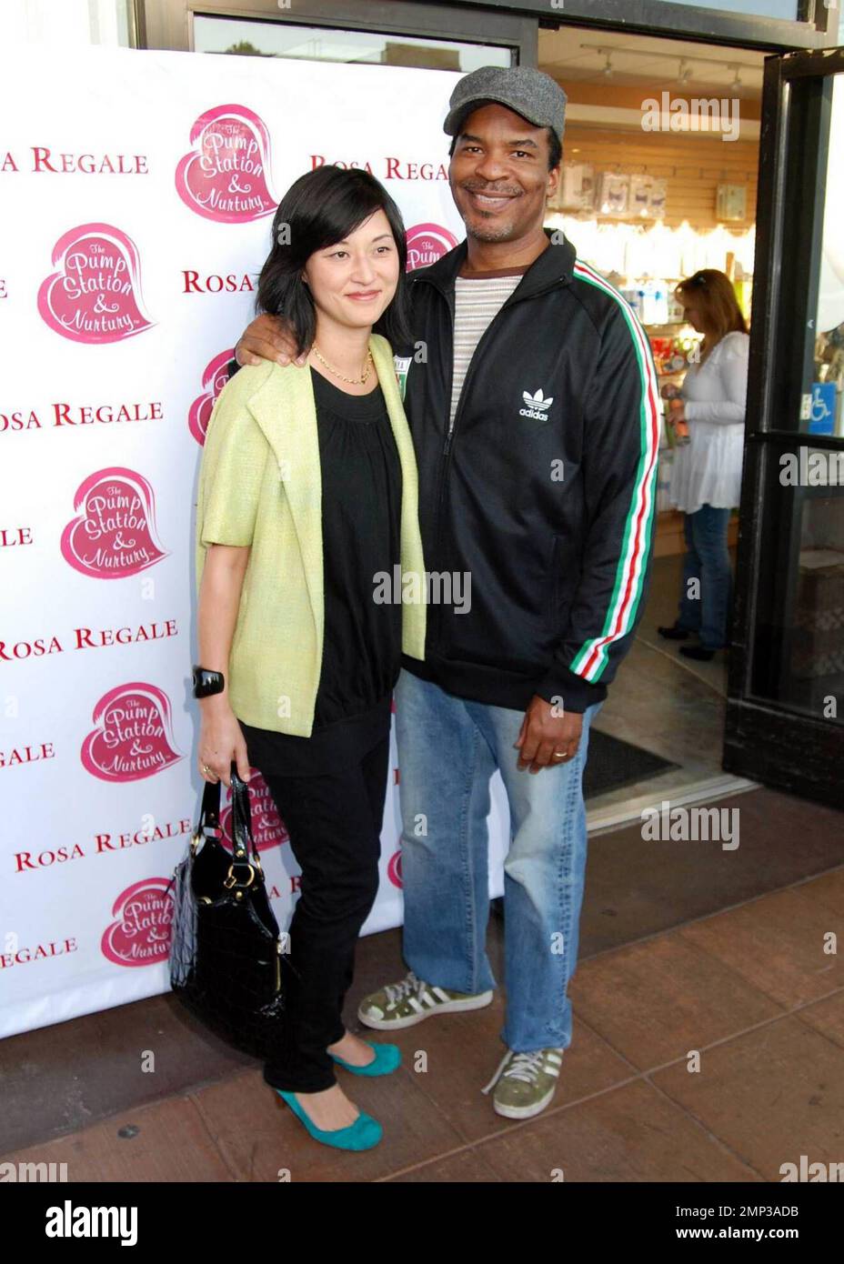 Funnyman David Allen Grier and wife Christine Y. Kim arriving at The ...