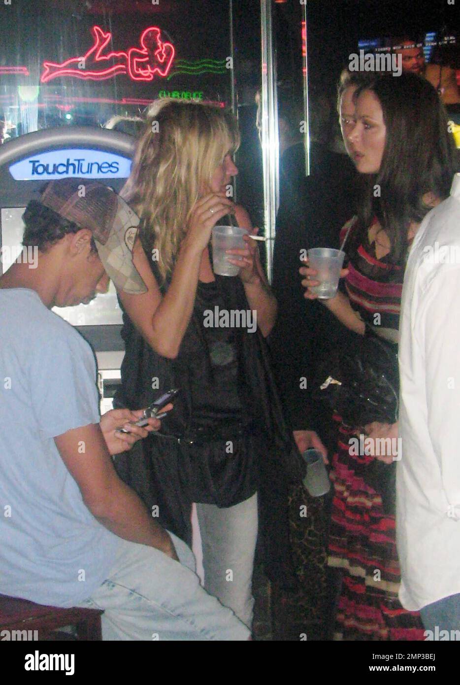 Exclusive!! Kate Moss and pals partied till 3am in a local Miami ...