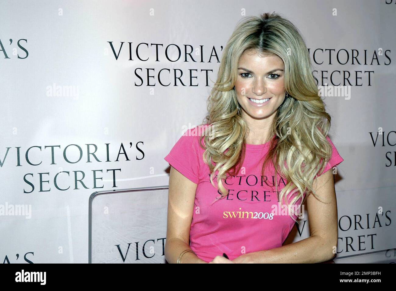 Victoria's Secret supermodel Marisa Miller makes an appearance at the ...