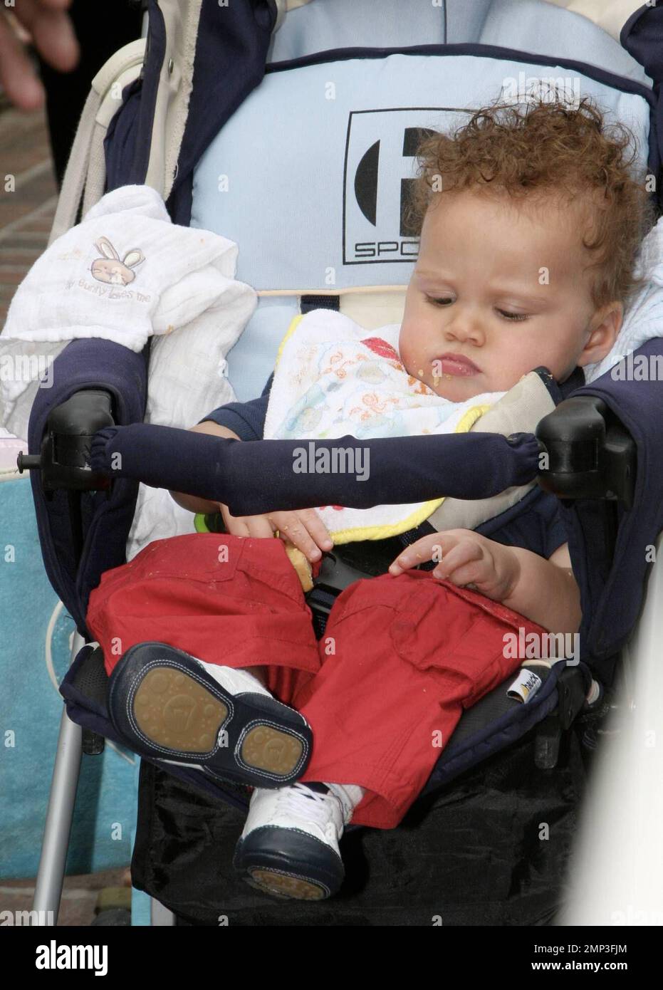 Jordan, hubby Peter Andre and two of the couple's three children ...