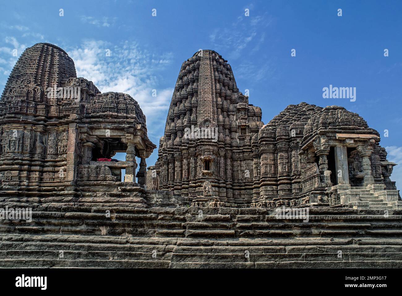 16-04-2009 Hemadpanthi style of architecture Gondeshwar Temple ...