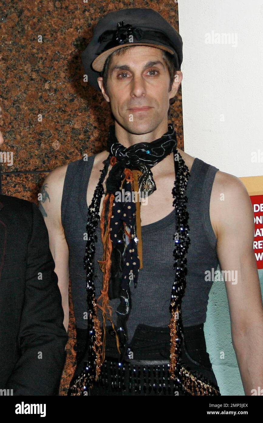 Eric avery jane's addiction hi-res stock photography and images - Alamy