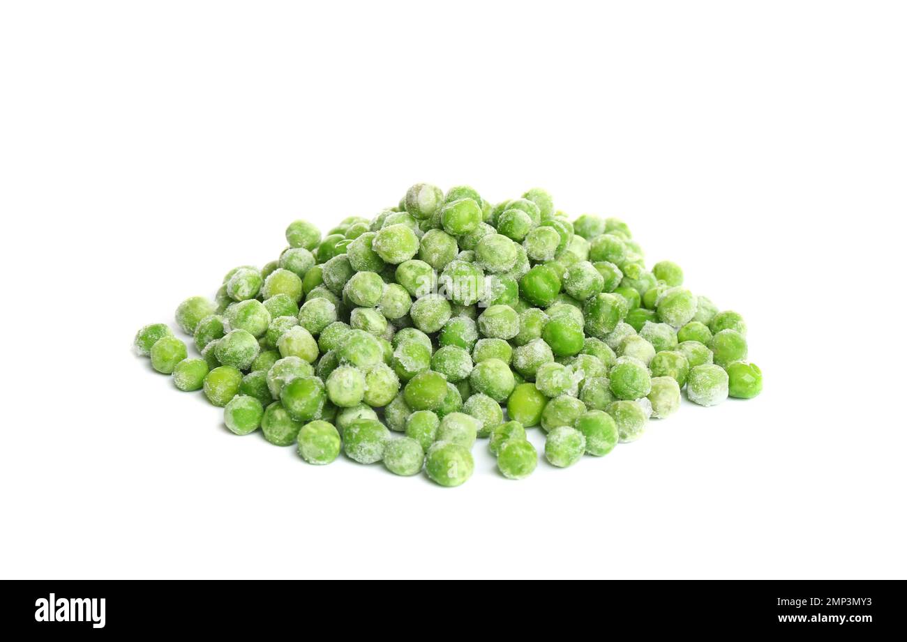 Pile of frozen peas isolated on white. Vegetable preservation Stock ...