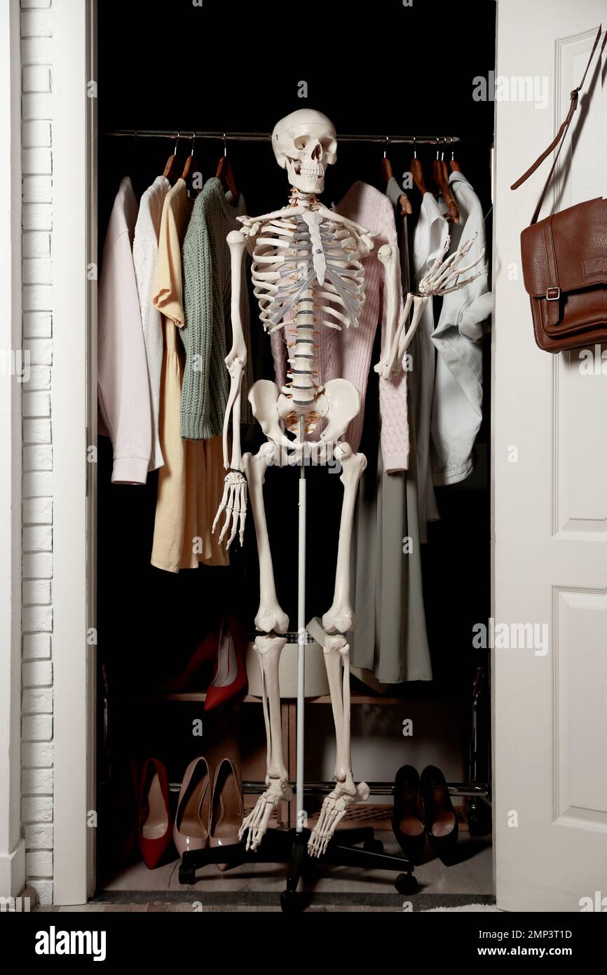 Human skull shoes hi-res stock photography and images - Alamy