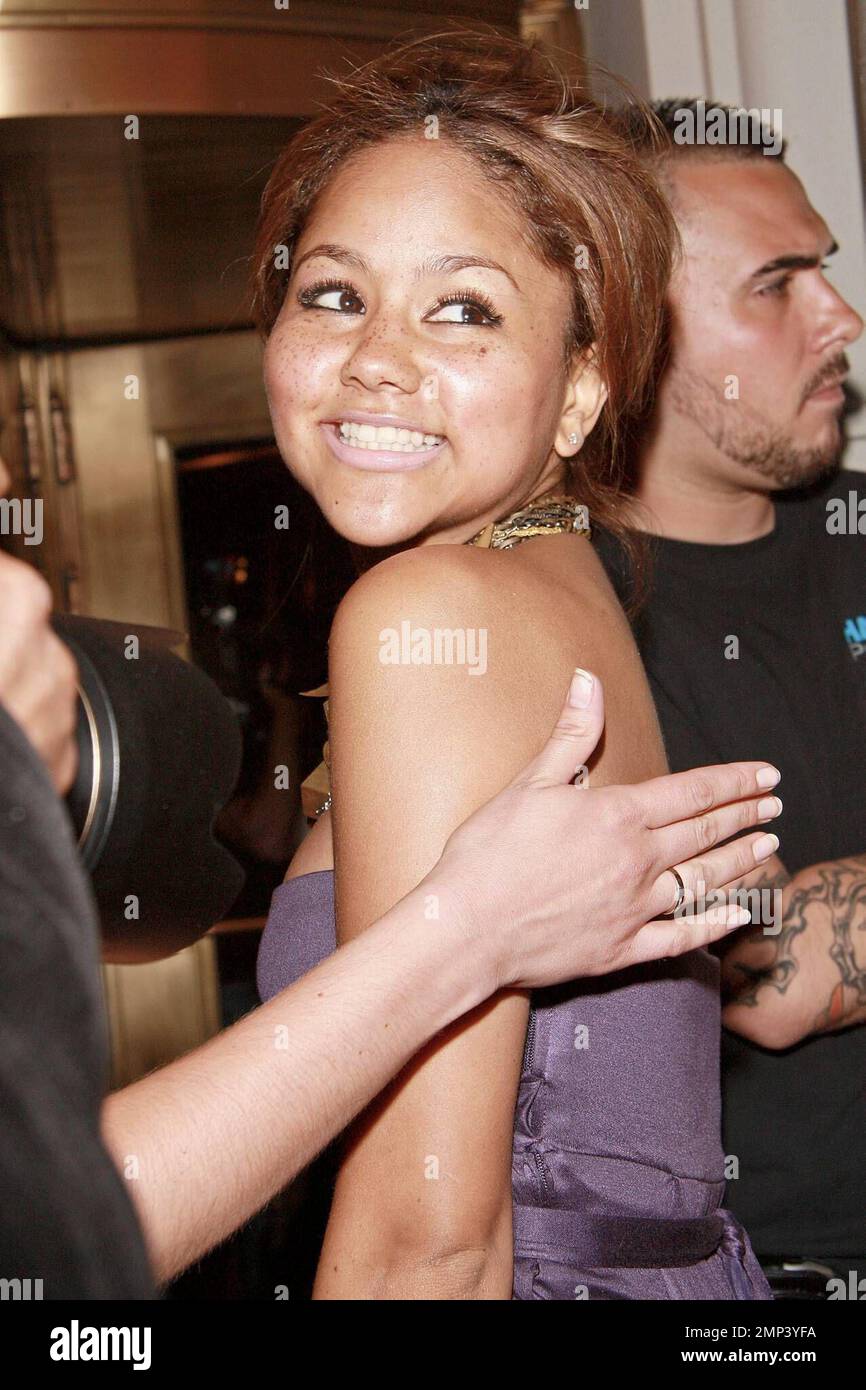 Recording artist Kat DeLuna poses for photographers at The Jorge Posada ...