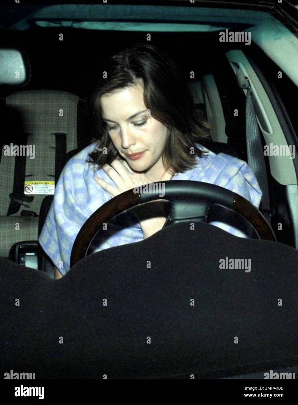 Liv Tyler leaves Mr Chow and has a hard time seeing with all the ...