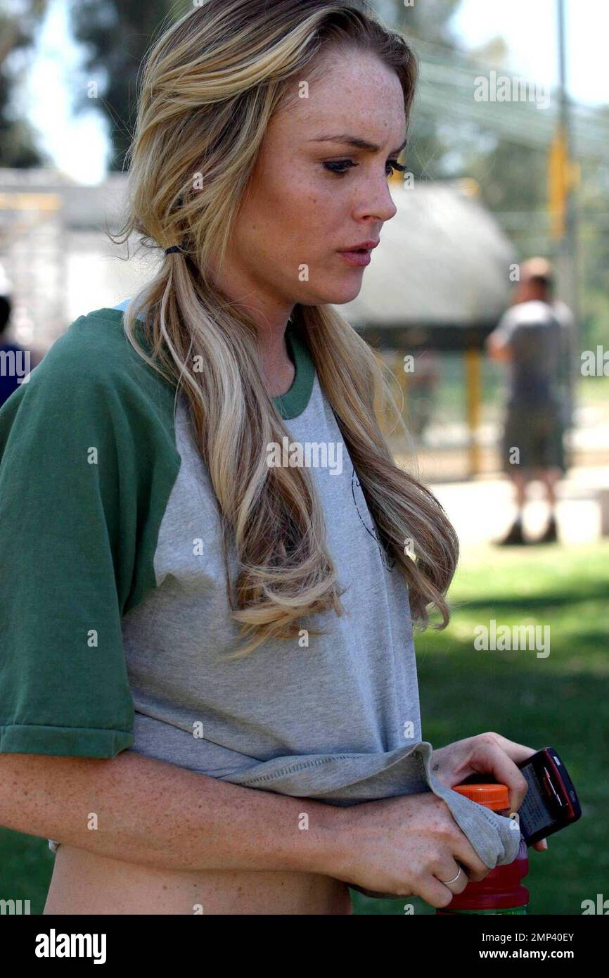 Lindsay Lohan Is Hot Lindsay Was On The Set Of Her New Film Labor