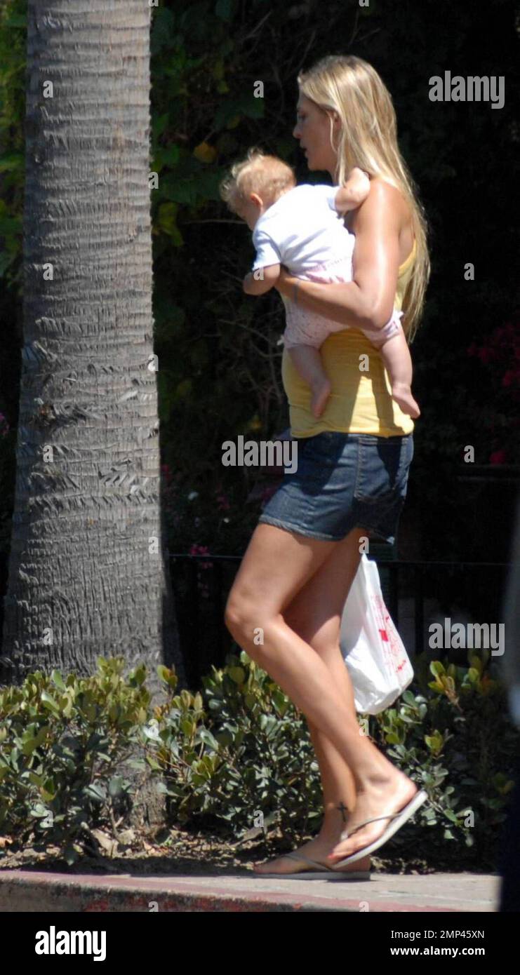 Exclusive!! Volleyball player Gabrielle Reece got a little shopping in ...