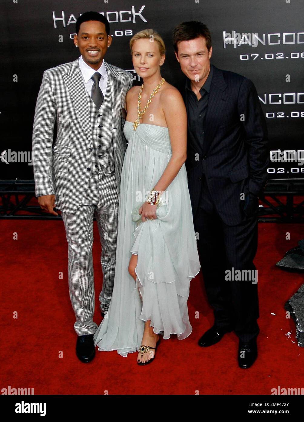Will Smith, Charlize Theron and Jason Bateman arrive at the Mann's ...