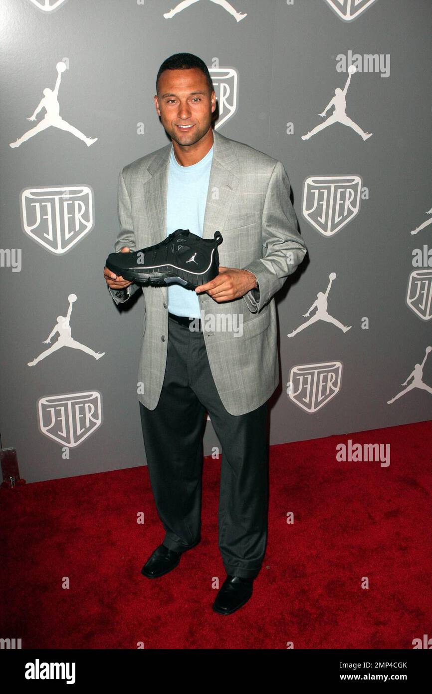 Derek Leter arriving for the Jordan Celebrates Derek Jeter Party, New ...