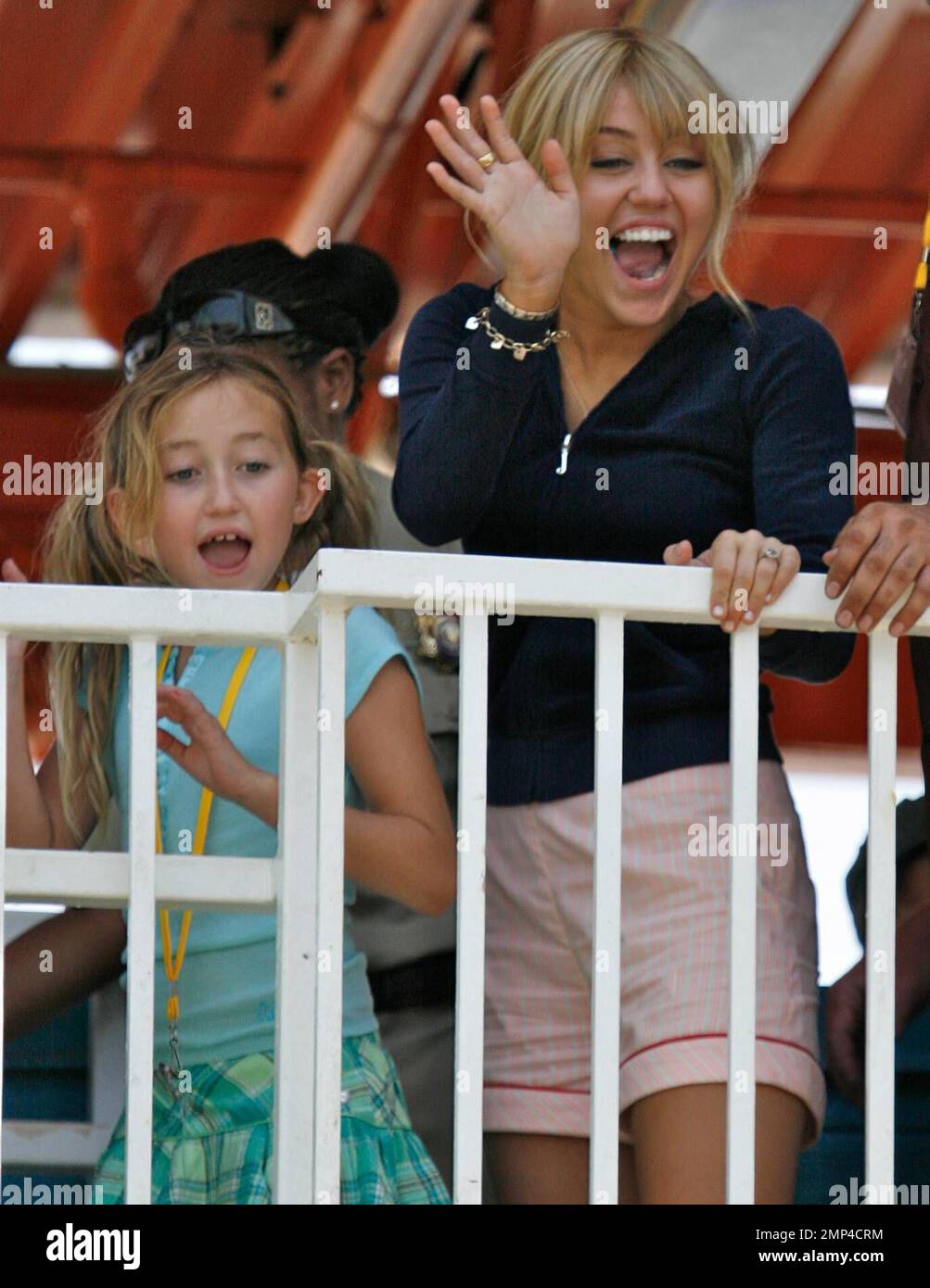 Hannah Montana Sister