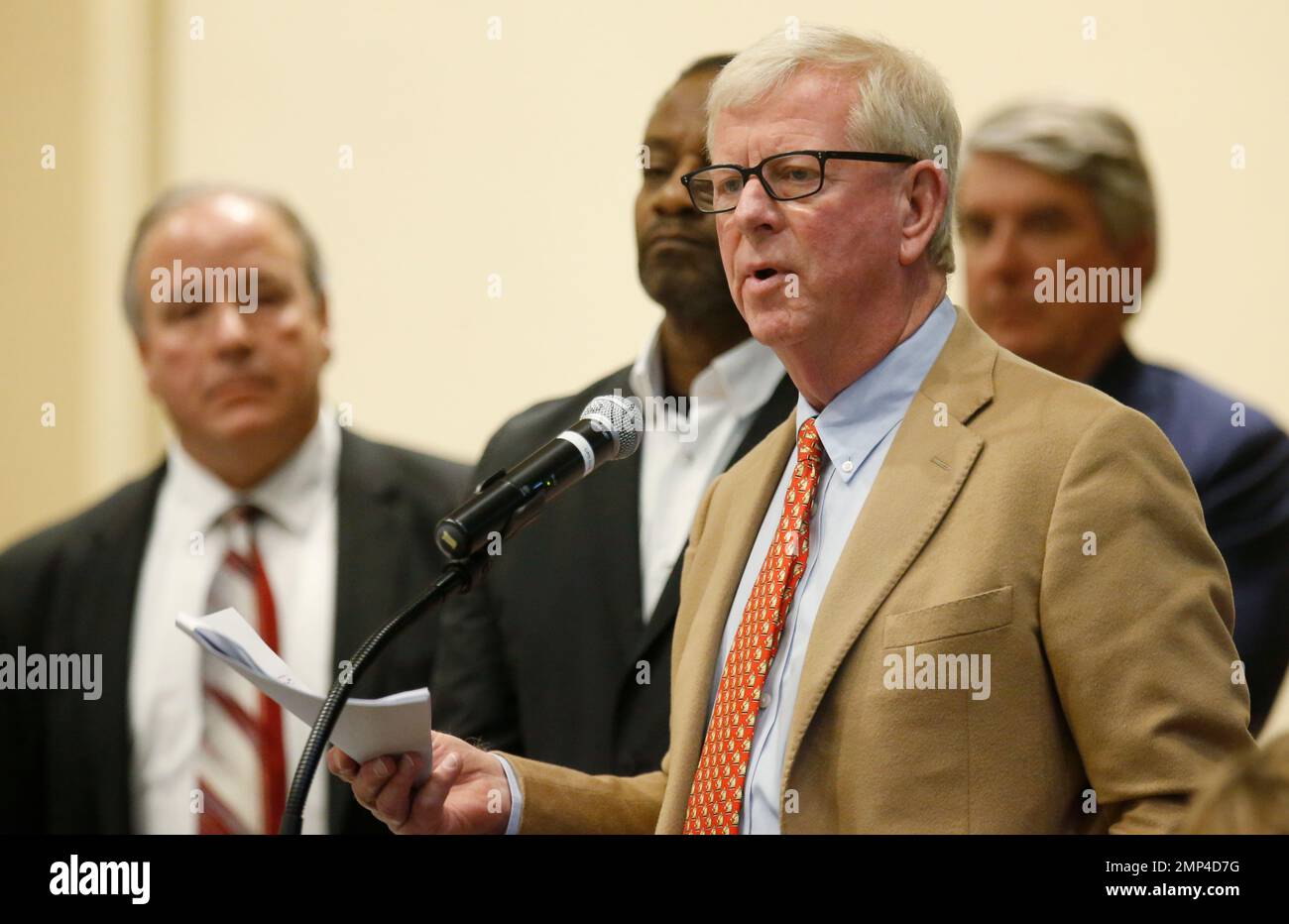 Robert Cooper of Farrell Cooper speaks to an energy summit in Oklahoma ...