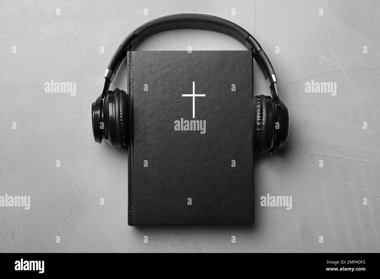 Flat lay bible Black and White Stock Photos & Images - Alamy
