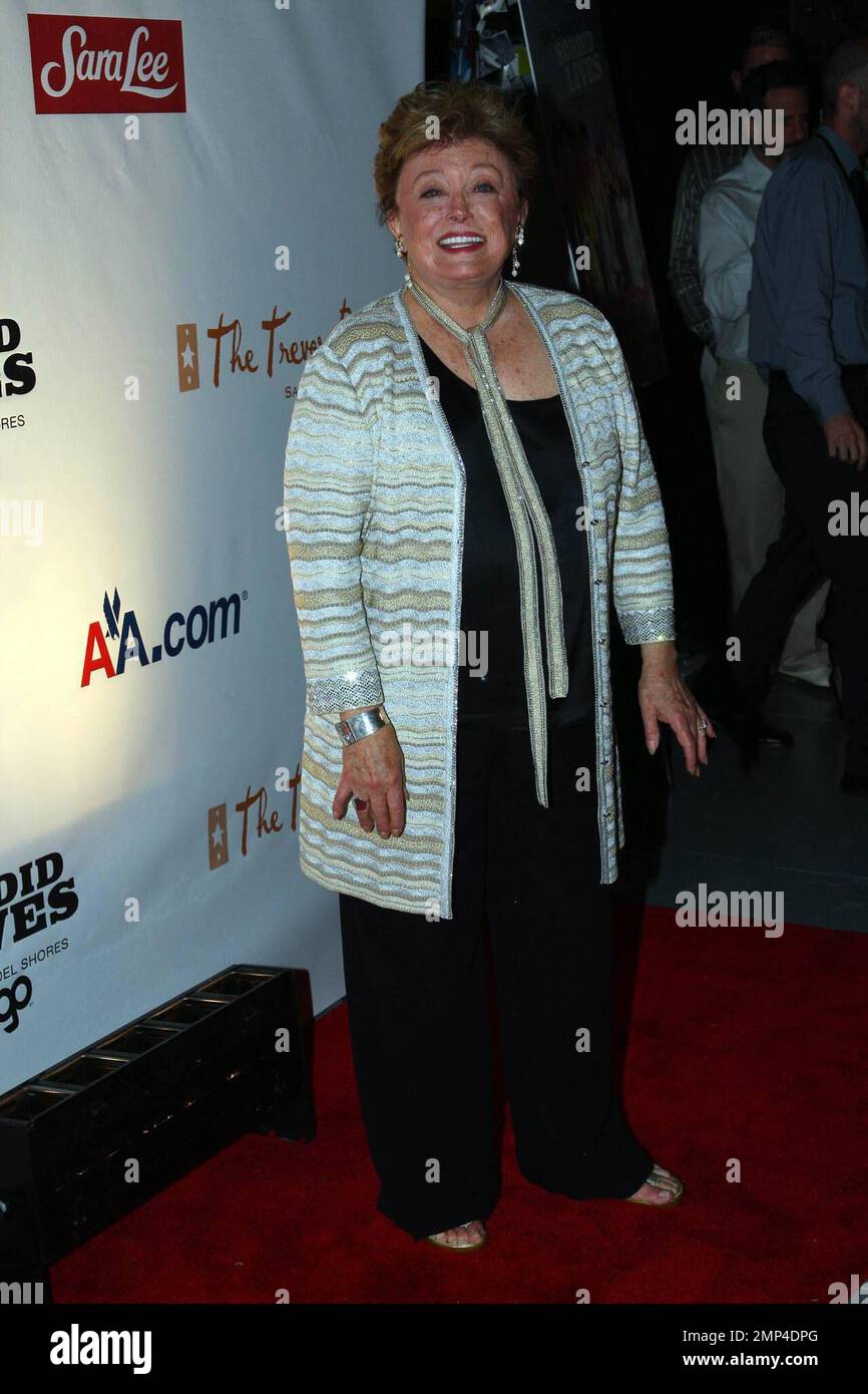 Rue McClanahan attends the premiere of the new series "Sordid Lives" at ...
