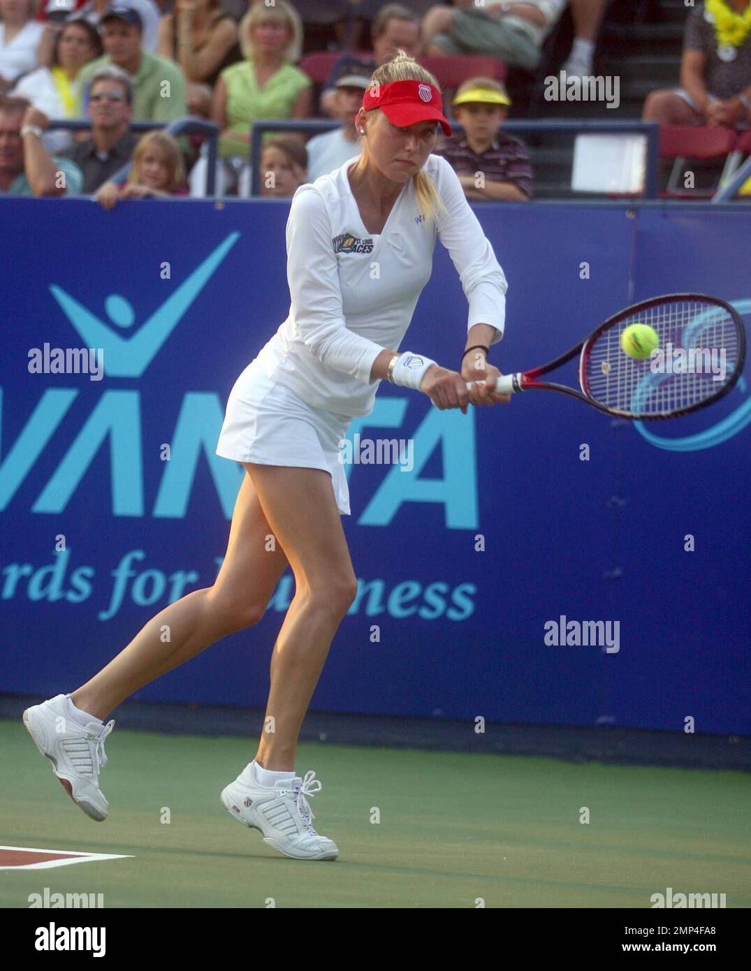 Anna dwight hi-res stock photography and images - Alamy