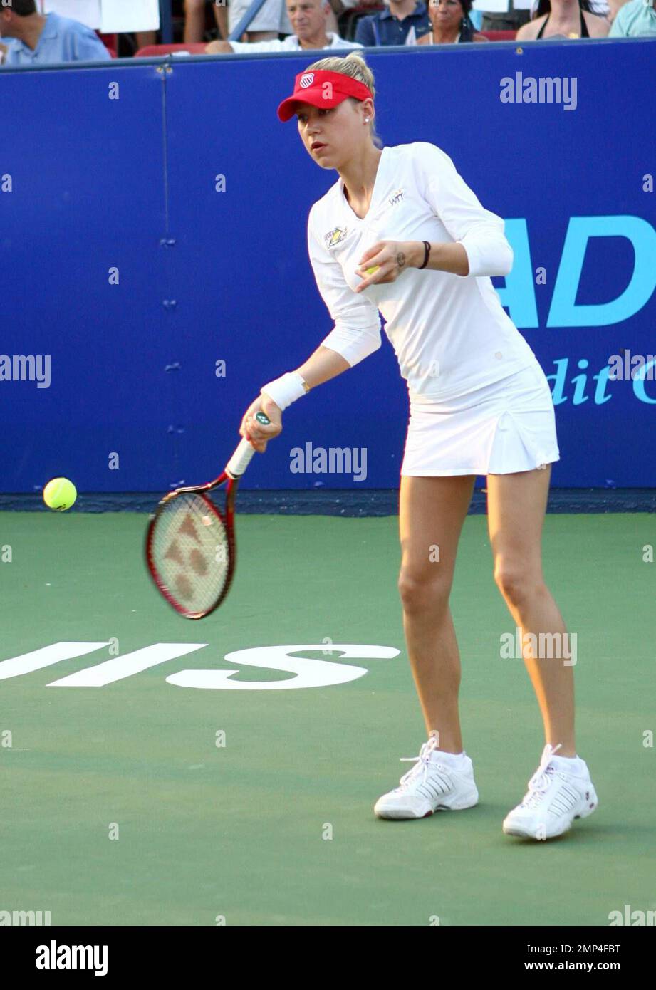 Anna dwight hi-res stock photography and images - Alamy