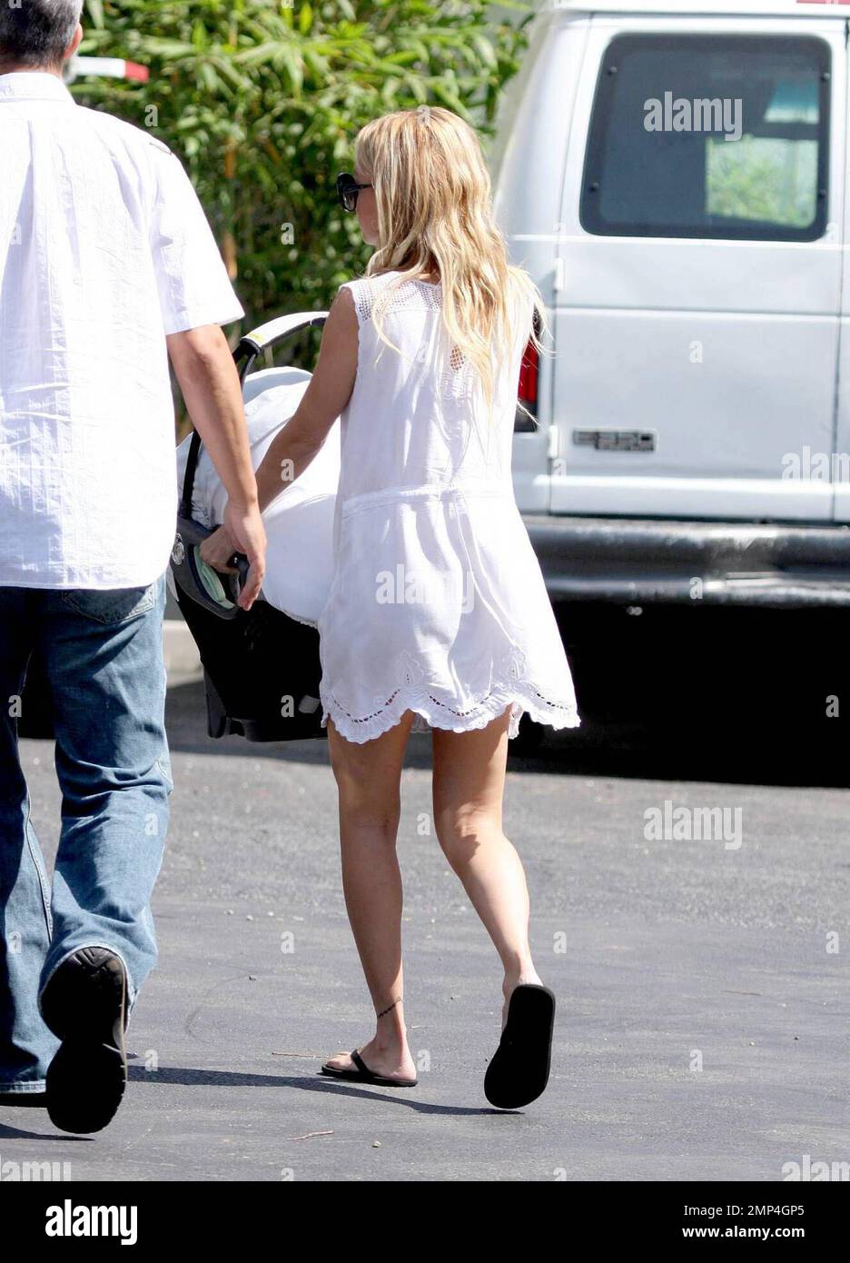 Nicole Richie, baby Harlow and her nanny were seen arriving at a Los ...