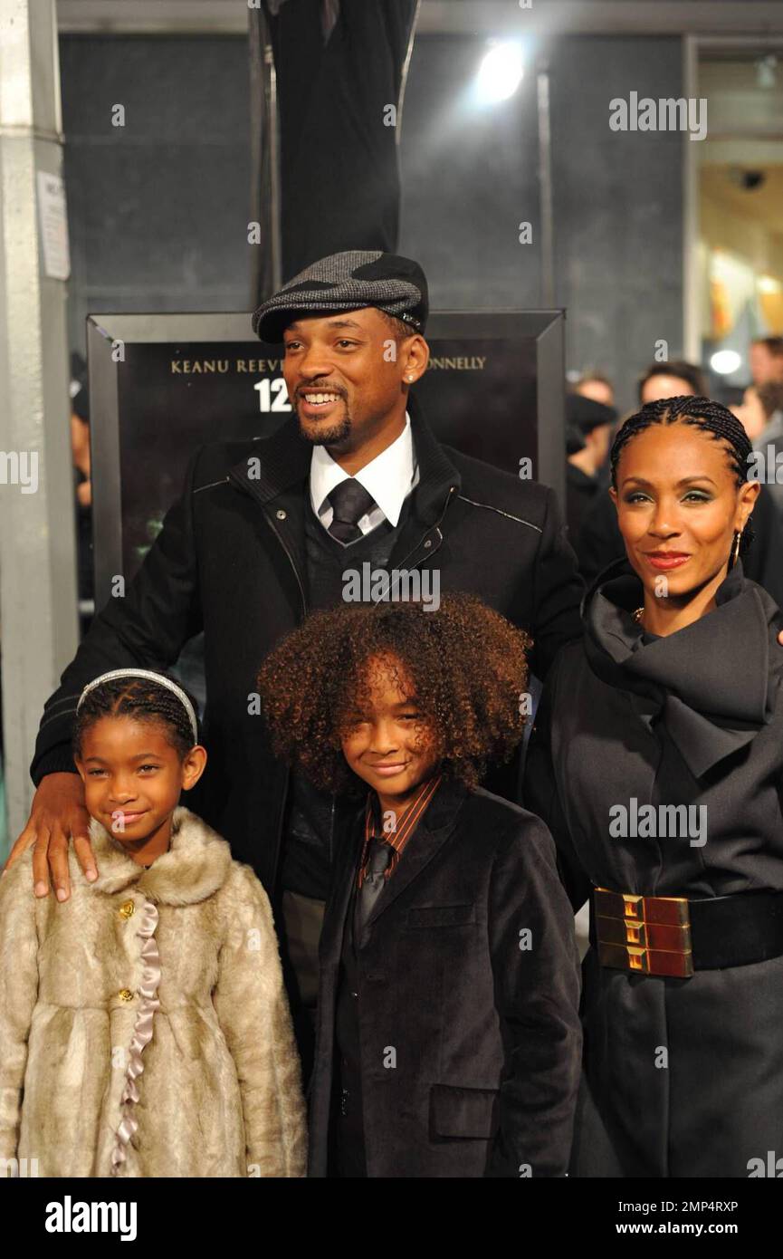 Will Smith and family at the world premier of The Day The Earth Stood ...