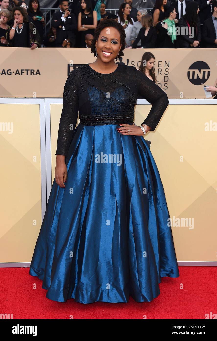 Amanda Stephen arrives at the 24th annual Screen Actors Guild Awards at ...