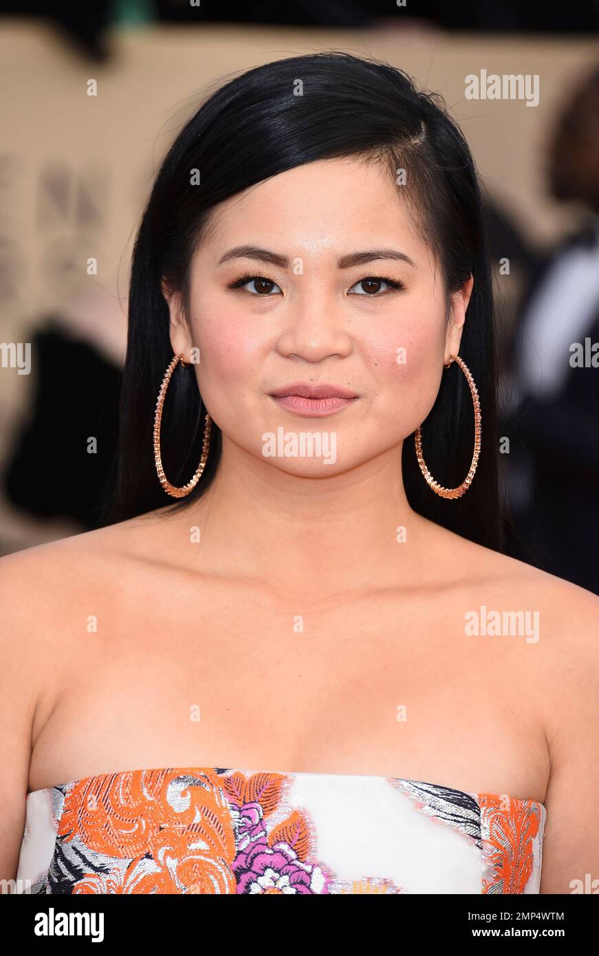 Kelly Marie Tran arrives at the 24th annual Screen Actors Guild Awards ...