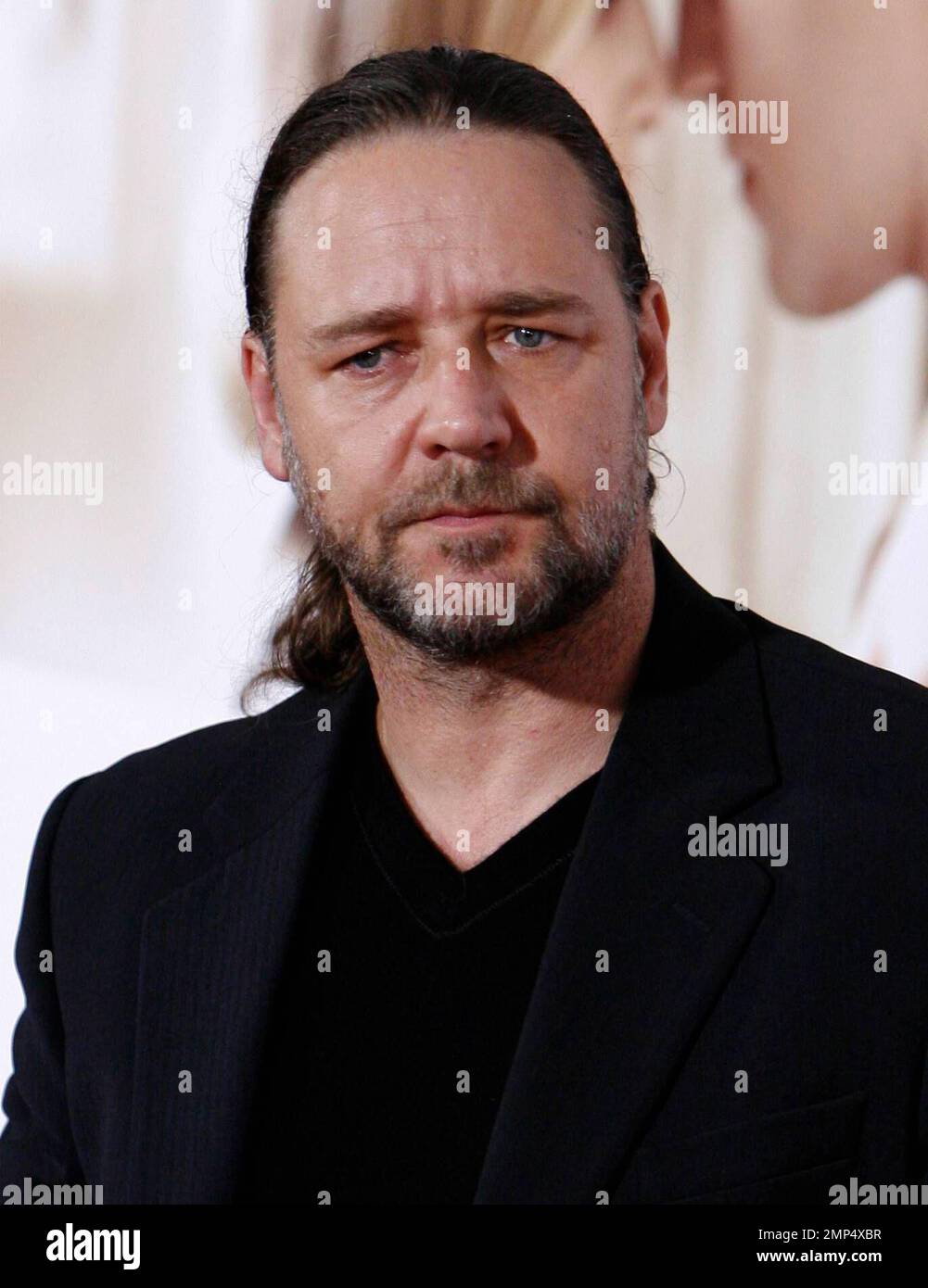 Russell Crowe arrives at the World Premiere of Revolutionary Road at ...