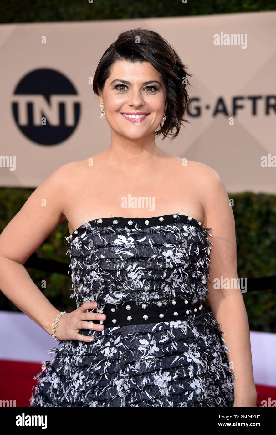 Rebekka Johnson arrives at the 24th annual Screen Actors Guild Awards ...