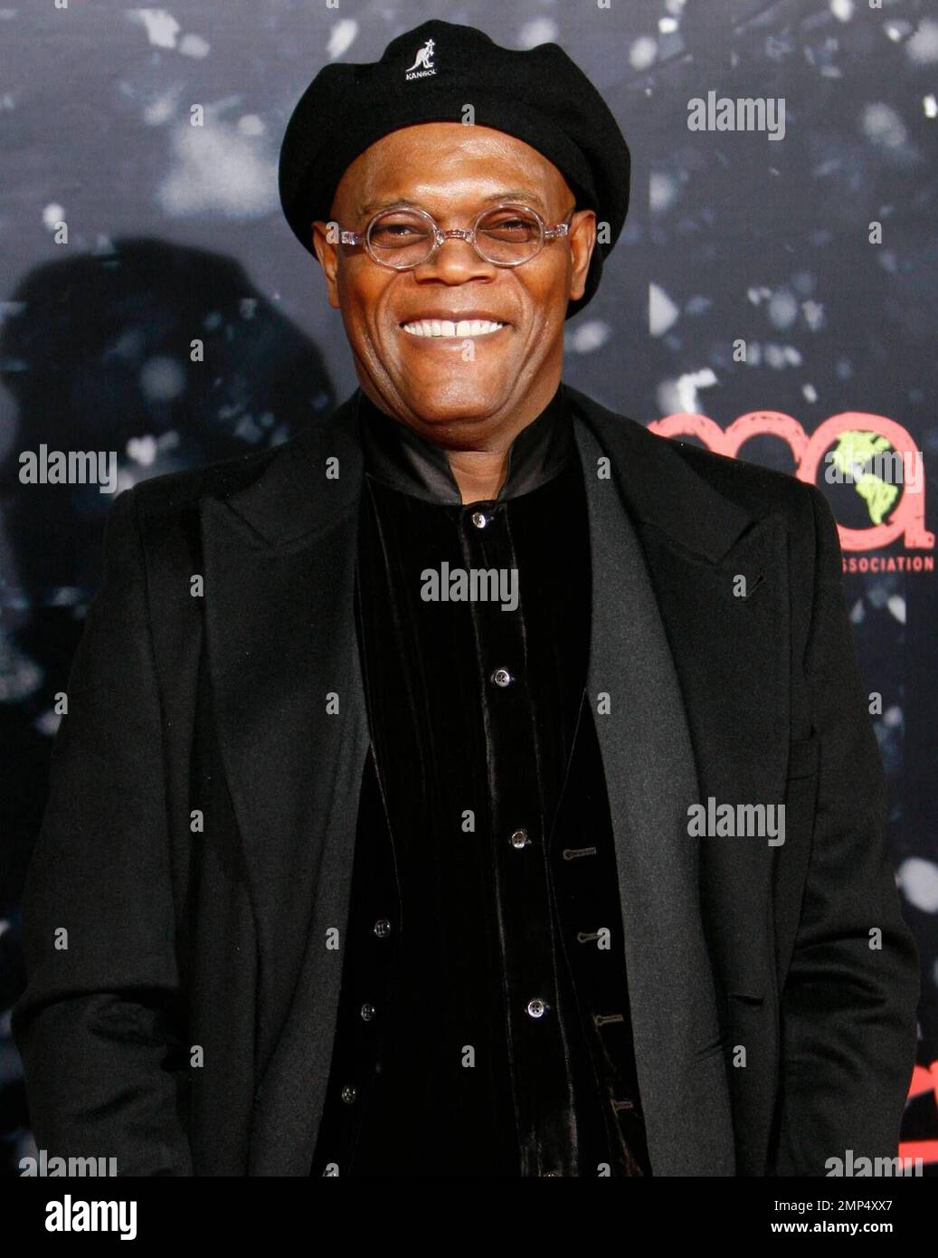 Samuel L. Jackson arrives at the Los Angeles premiere of "The Spirit ...