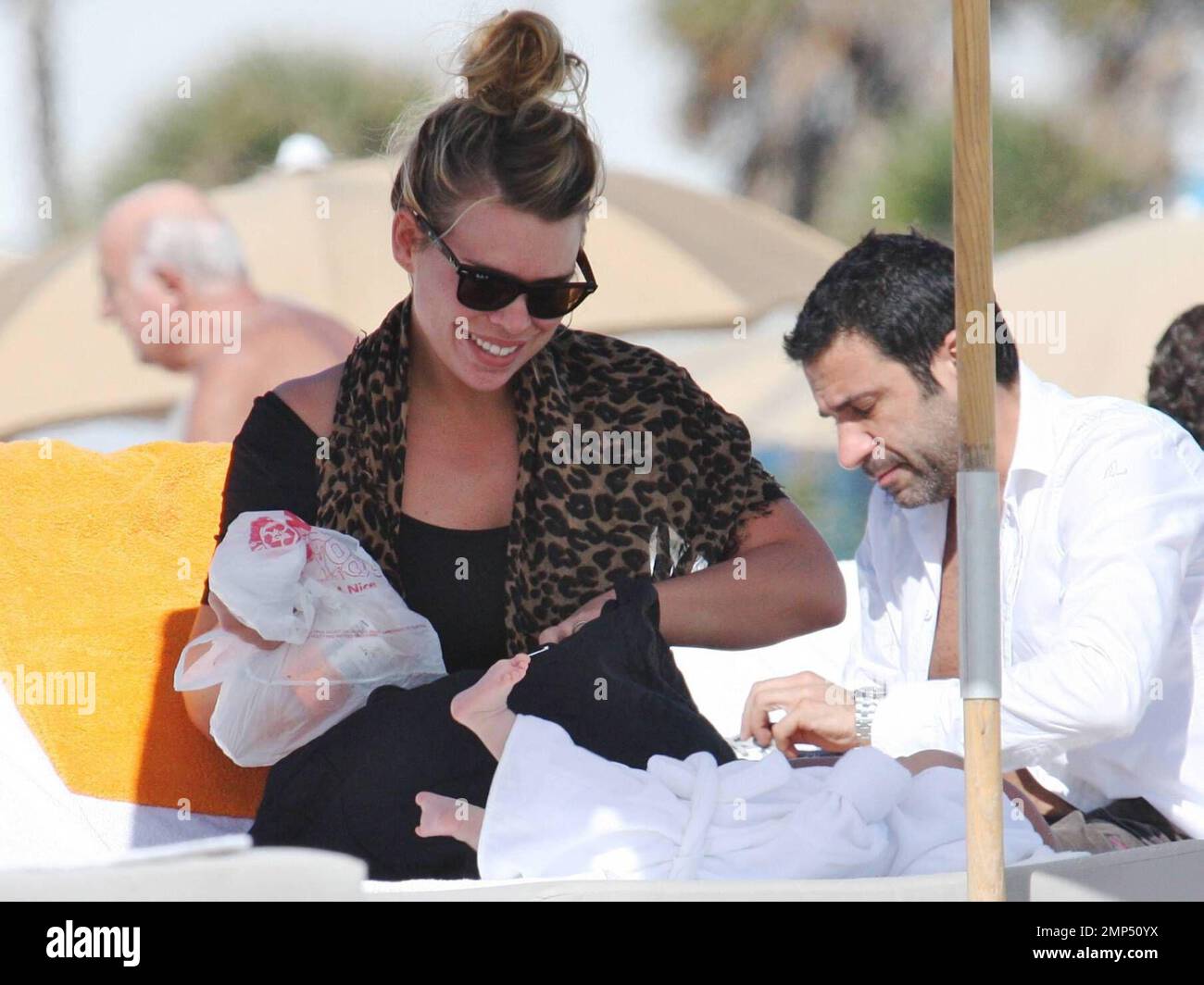 Billie piper husband laurence fox hi-res stock photography and images ...