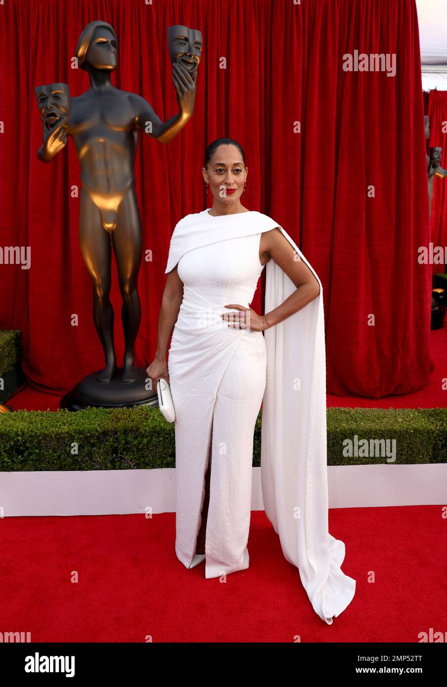 Tracee Ellis Ross arrives at the 24th annual Screen Actors Guild Awards ...