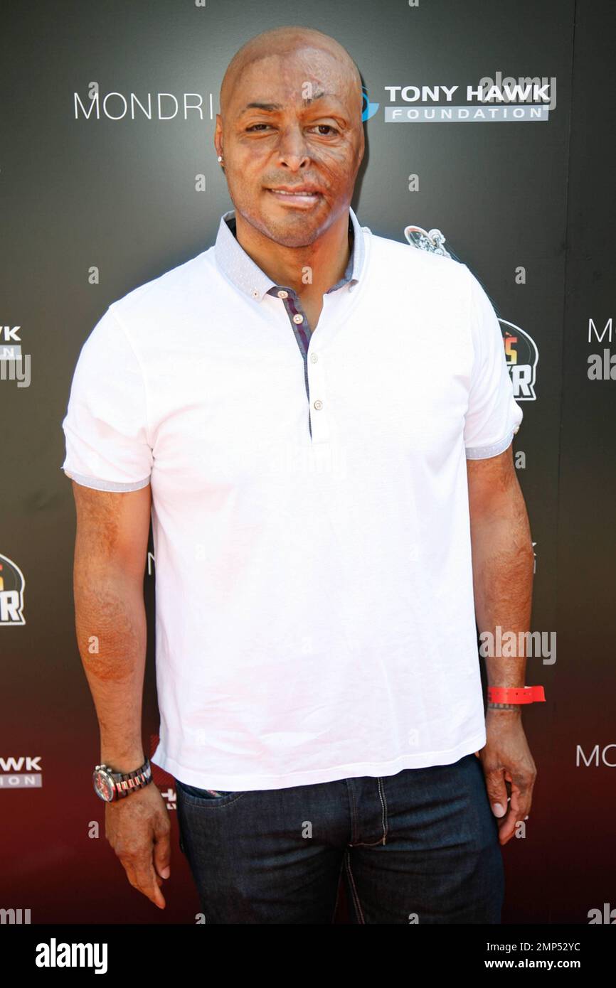 JR Martinez attends the 9th Annual Tony Hawk Stand Up For Skateparks ...