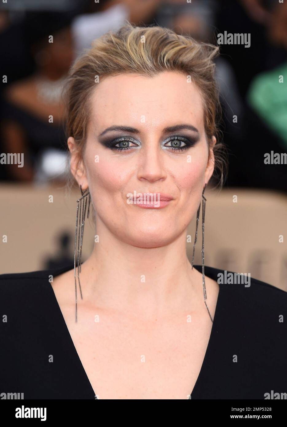 Taylor Schilling arrives at the 24th annual Screen Actors Guild Awards ...