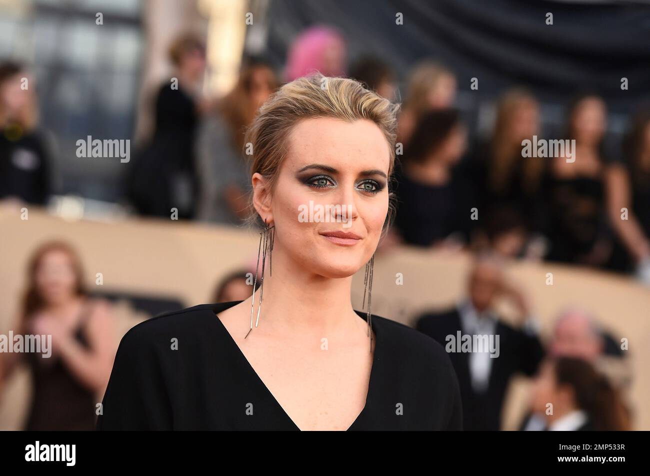 Taylor Schilling arrives at the 24th annual Screen Actors Guild Awards ...