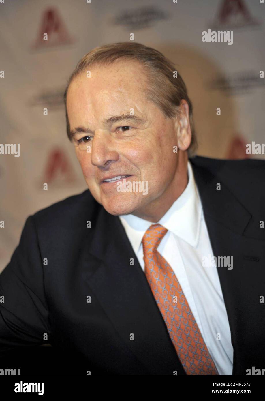 Rod Gilbert attends the 14th Annual ALS Lou Gehrig Sports Award Benefit ...