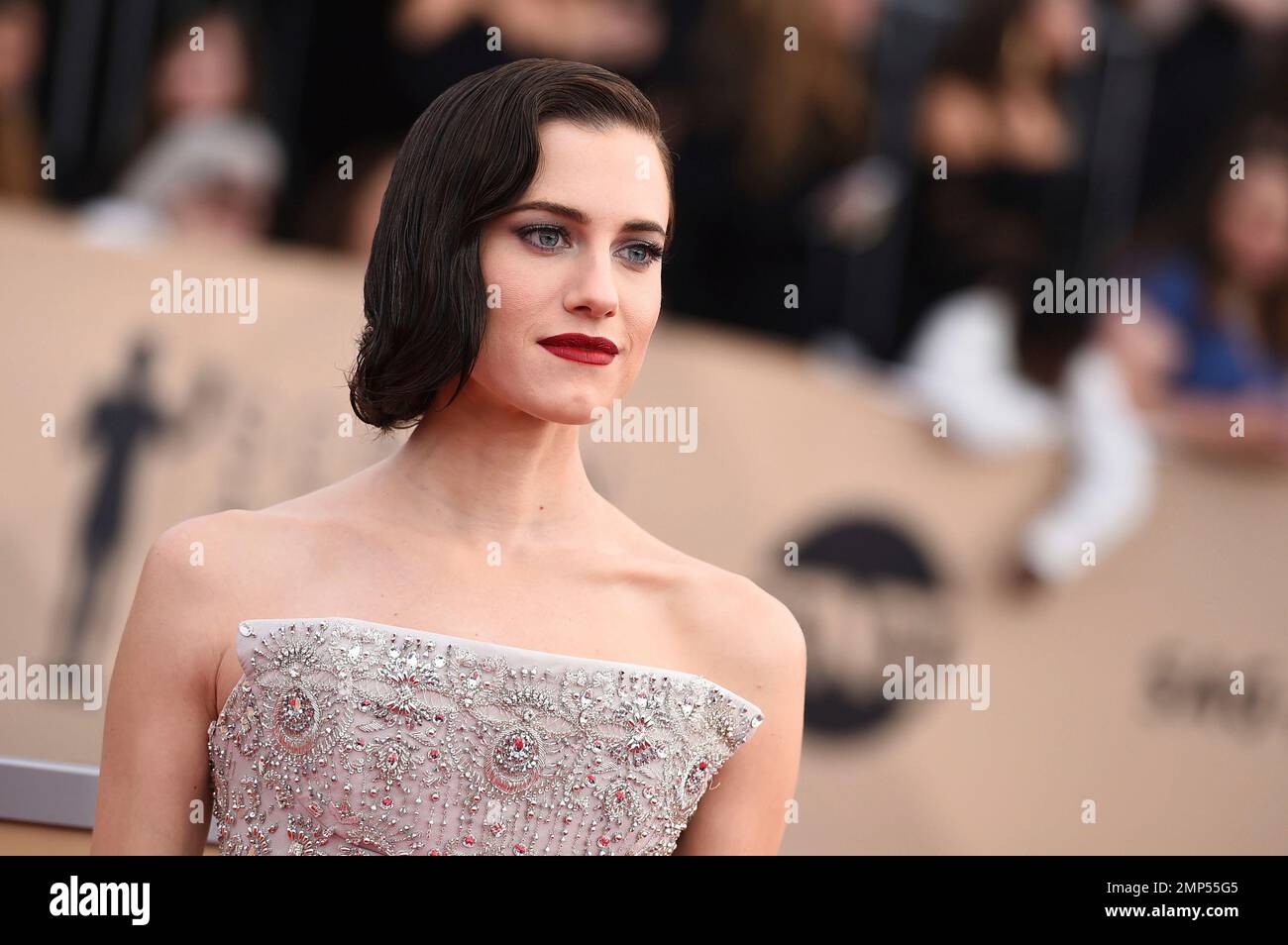 Allison Williams arrives at the 24th annual Screen Actors Guild Awards ...