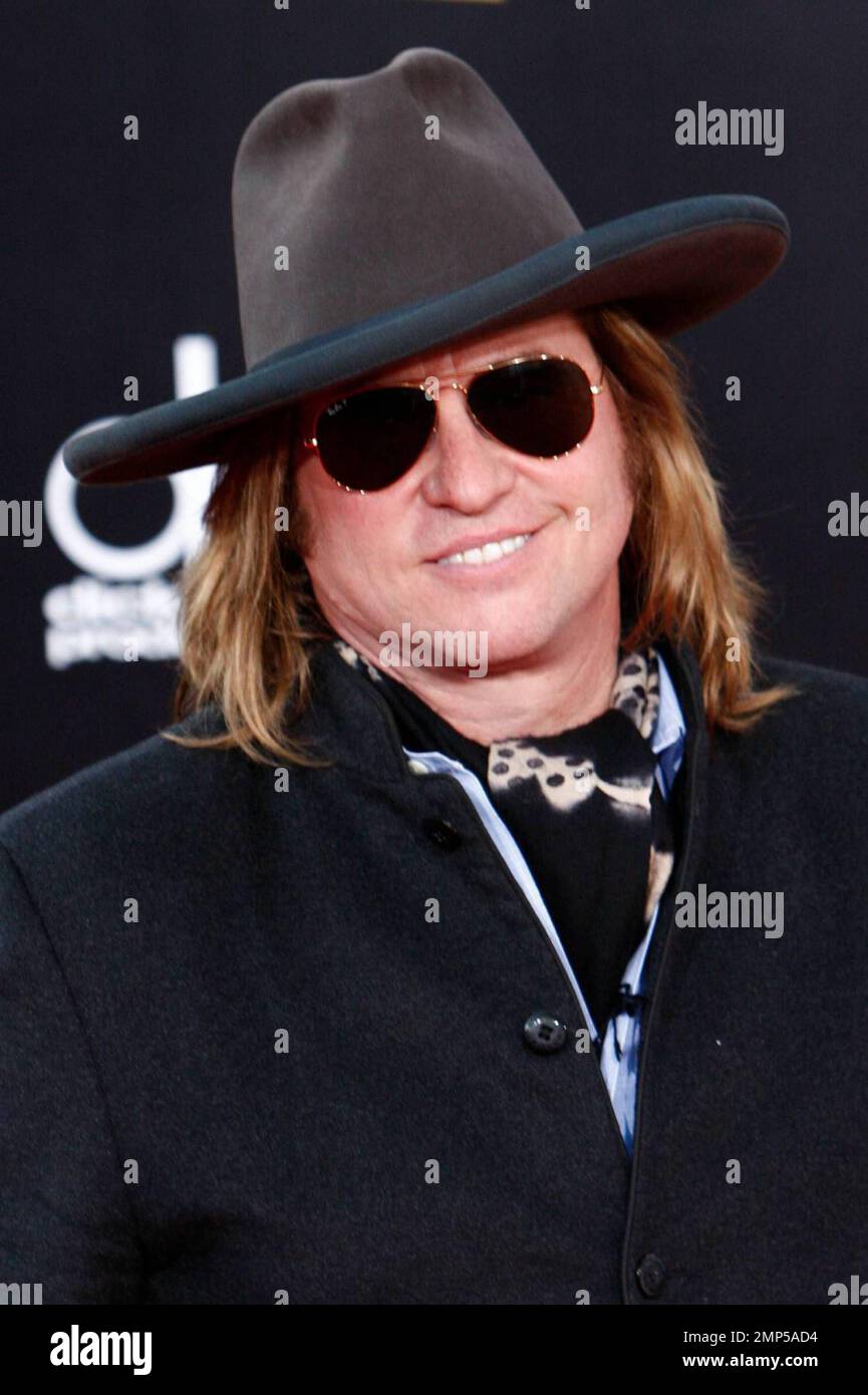 Val Kilmer at the 2009 American Music Awards at the Nokia Theatre. Los ...