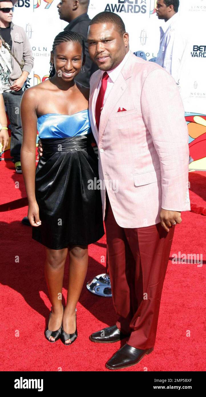 Anthony Anderson and daughter at the BET Awards 2009 at the Shrine ...