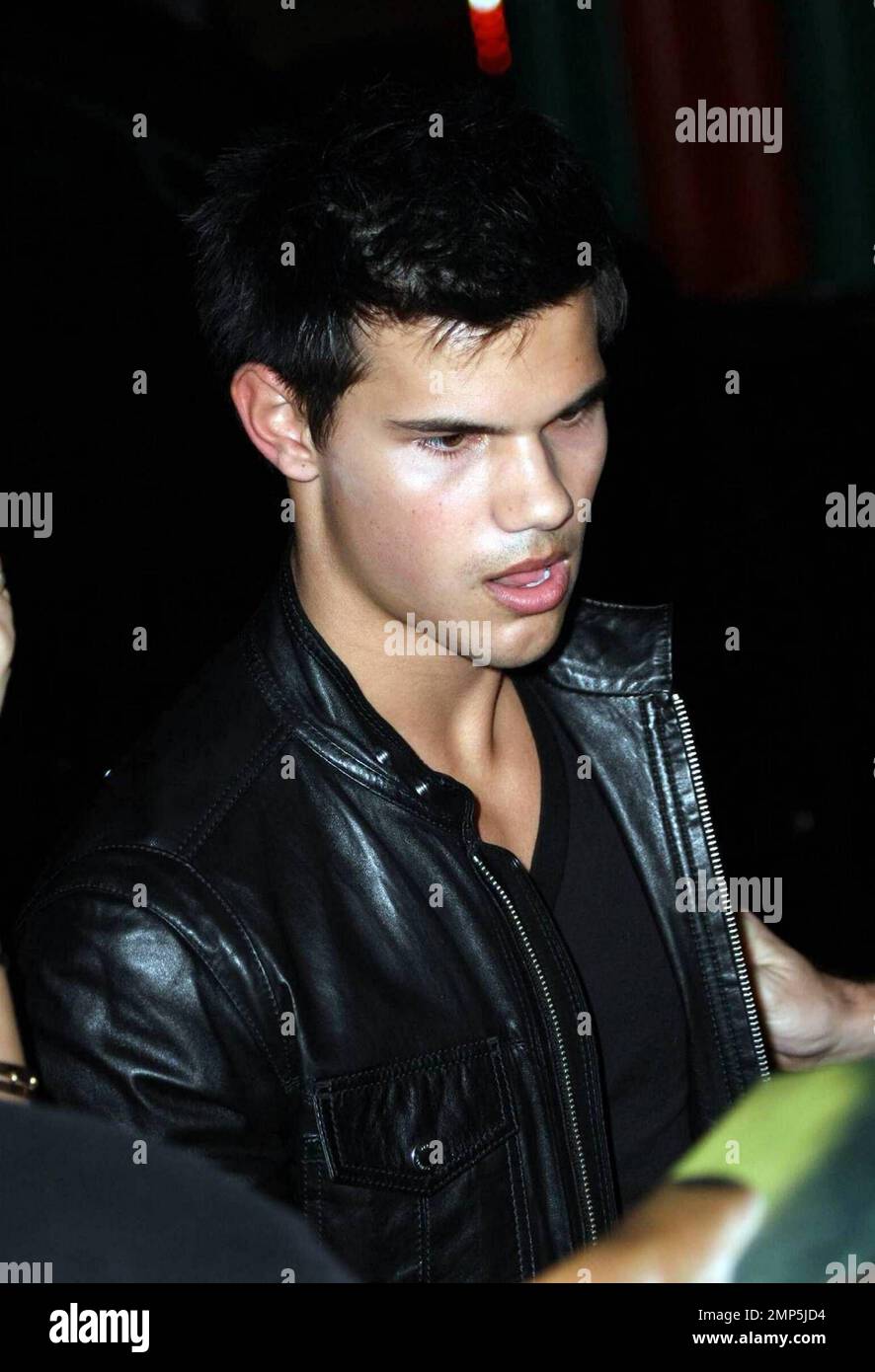 Taylor Lautner attends the 2009 Spike TV Scream Awards at the Greek ...