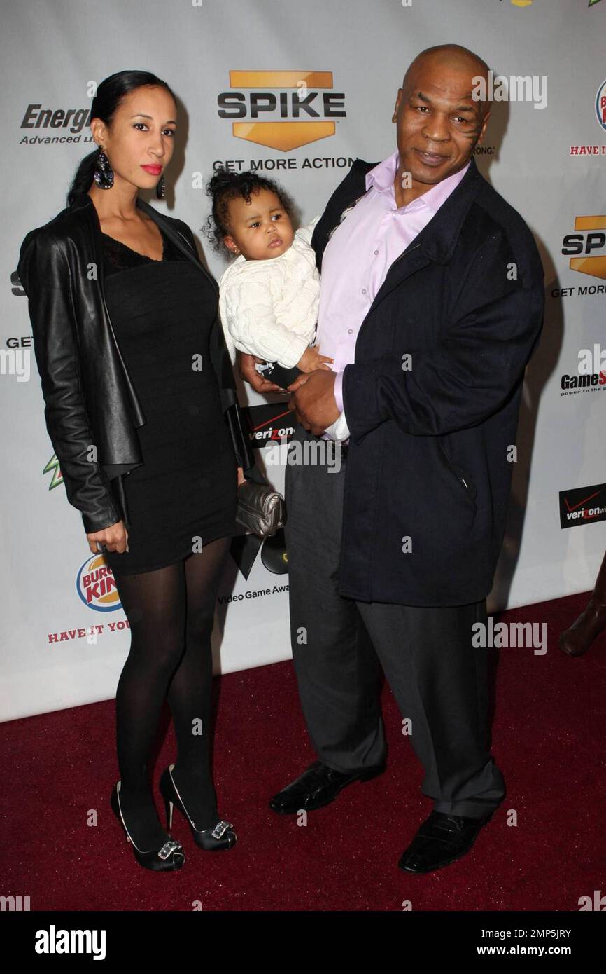 Mike Tyson with family at Spike TV's Video Game Awards 2009. Los ...