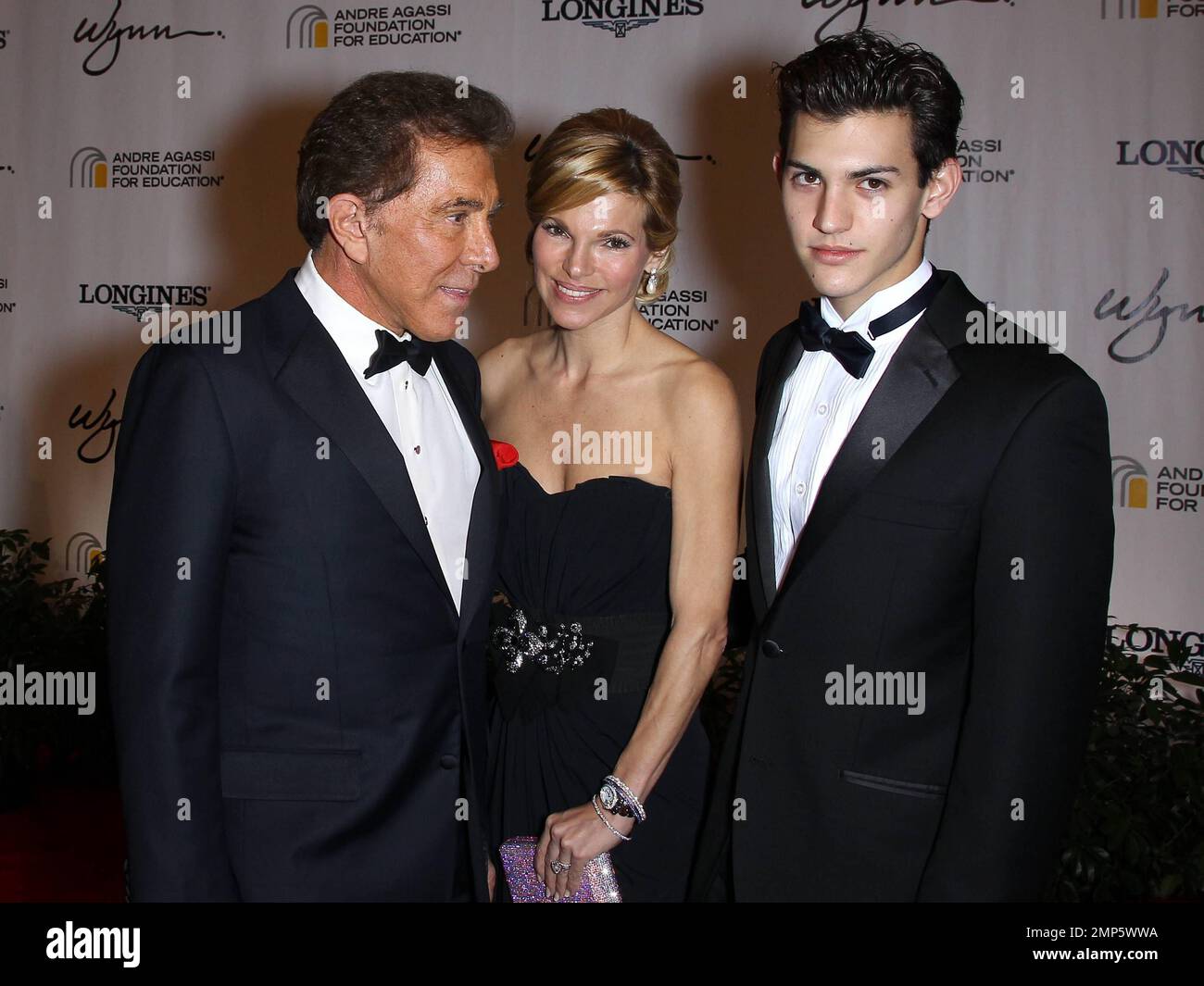 Steve Wynn, Andrea Hissom, Nic Hissom arrive at the Andre Agassi ...