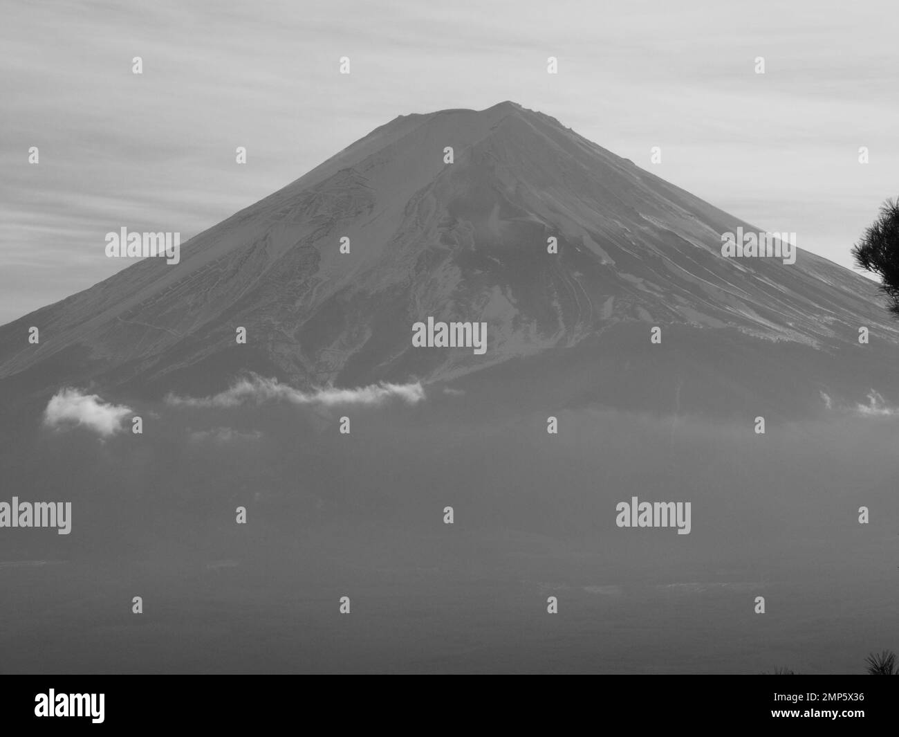 Clear sky Mount Fuji Japan Stock Photo - Alamy
