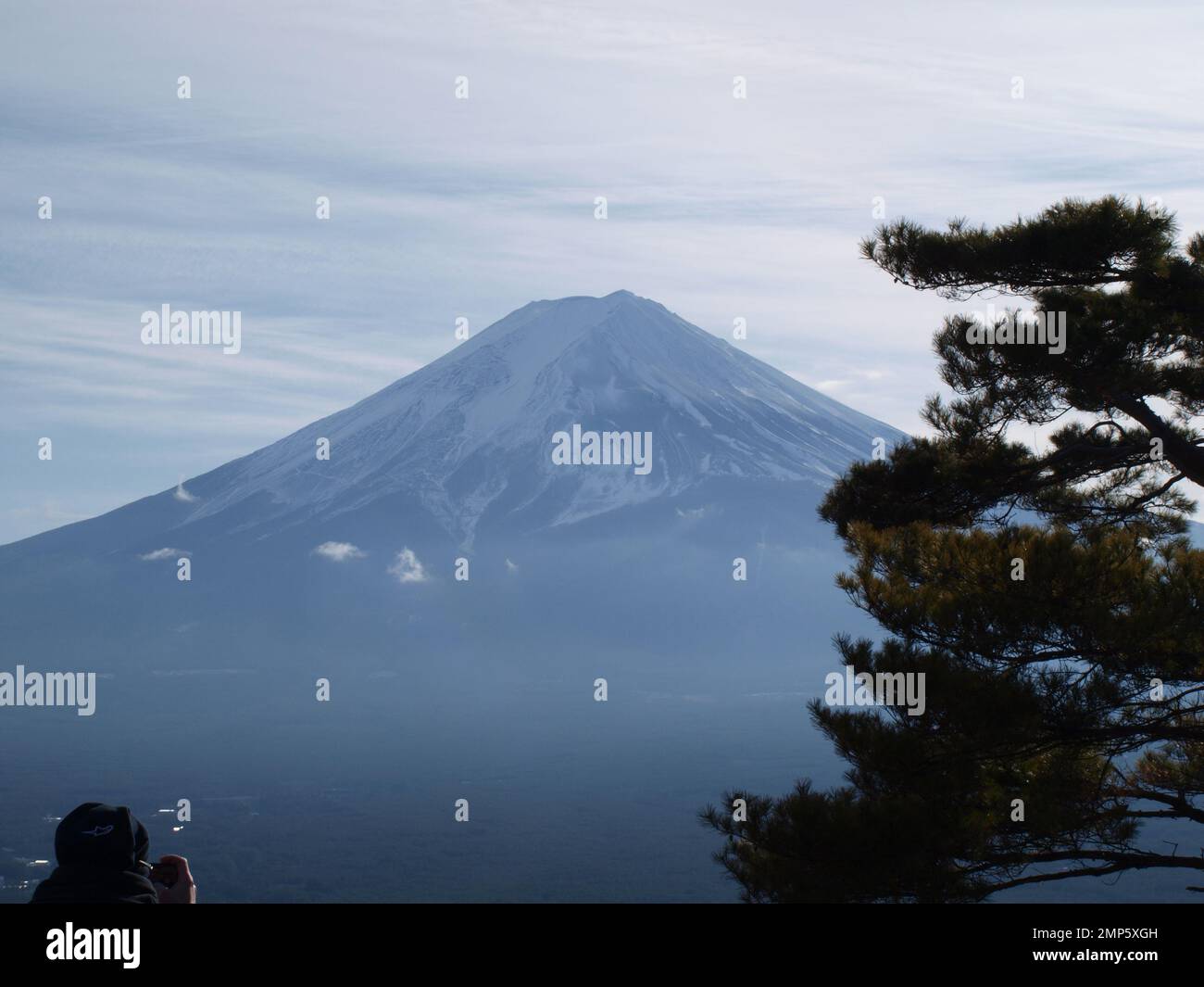 Clear sky Mount Fuji Japan Stock Photo - Alamy