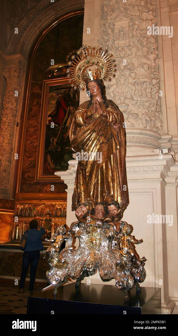 Gold robed statue of Mary immaculate conception by Alonso Martinez in ...