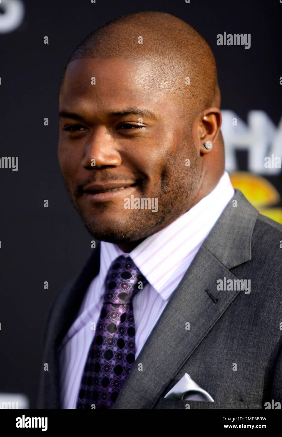 NFL player Michael Robinson arriving at the Cartoon Network's "Hall Of ...