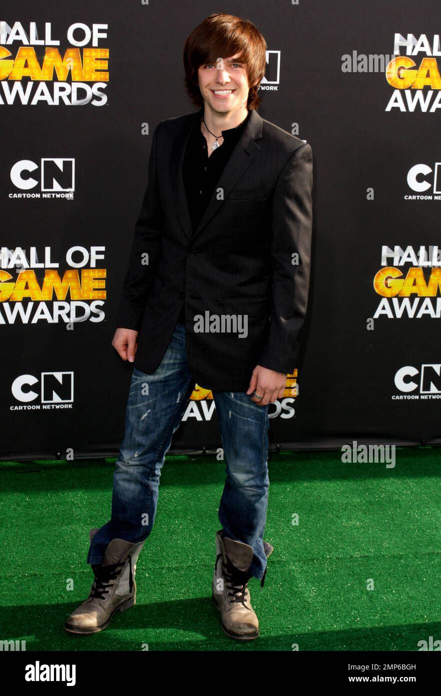Singer Tim Urban arriving at the Cartoon Network's "Hall Of Game Awards ...