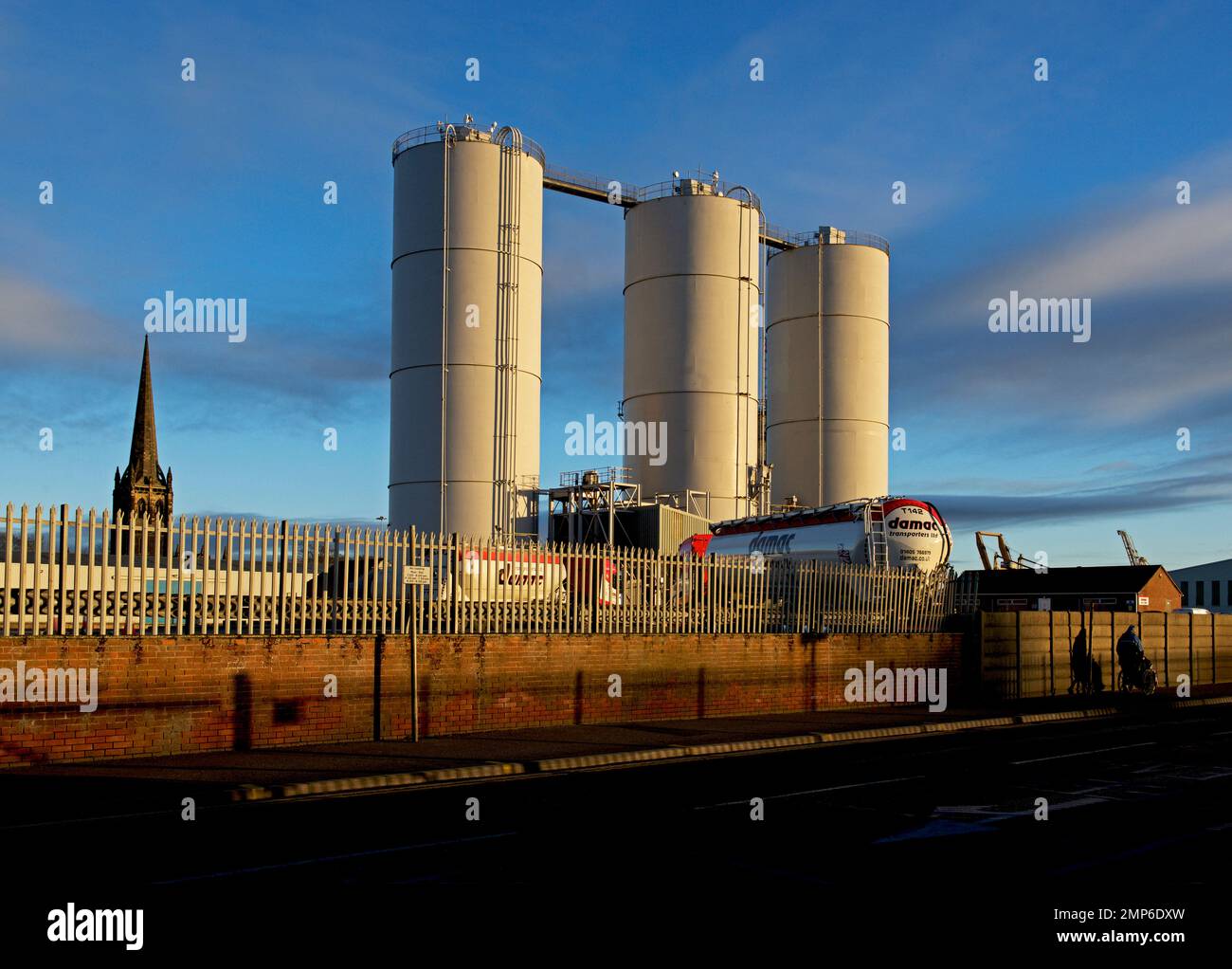Silos in Goole Docks, East Yorkshire, England UK Stock Photo - Alamy