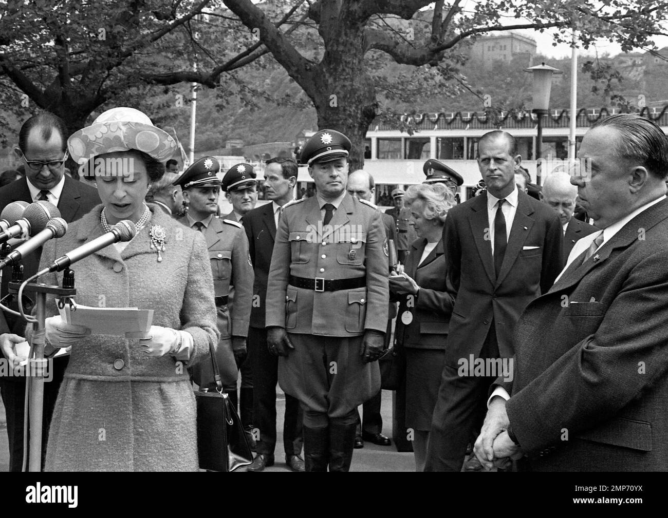Queen Elizabeth II makes a speech after her arrival in Koblenz, Germany ...